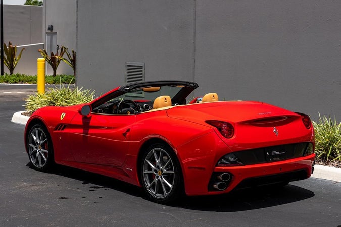 Ferrari of Central Florida Inc. | Official Ferrari Dealership in Orlando