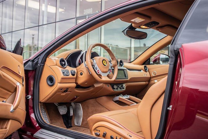 Ferrari Quebec | Concessionnaire Ferrari officiel à Montreal Quebec