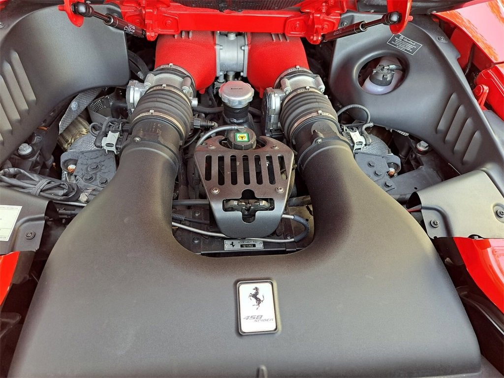 Ferrari 458 Spider Engine